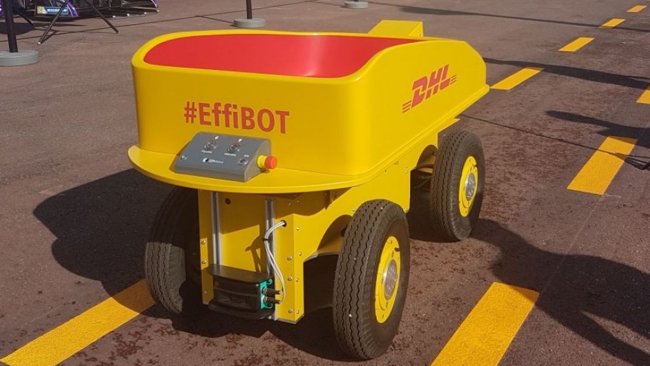 DHL employs robot as picker’s best companion